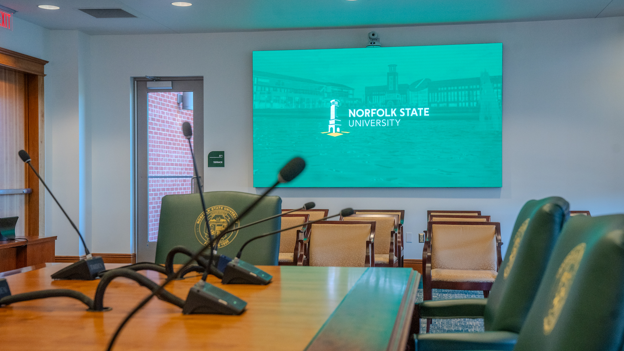 Audio Visual Solutions Higher Education - VIcom - 757-490-7777